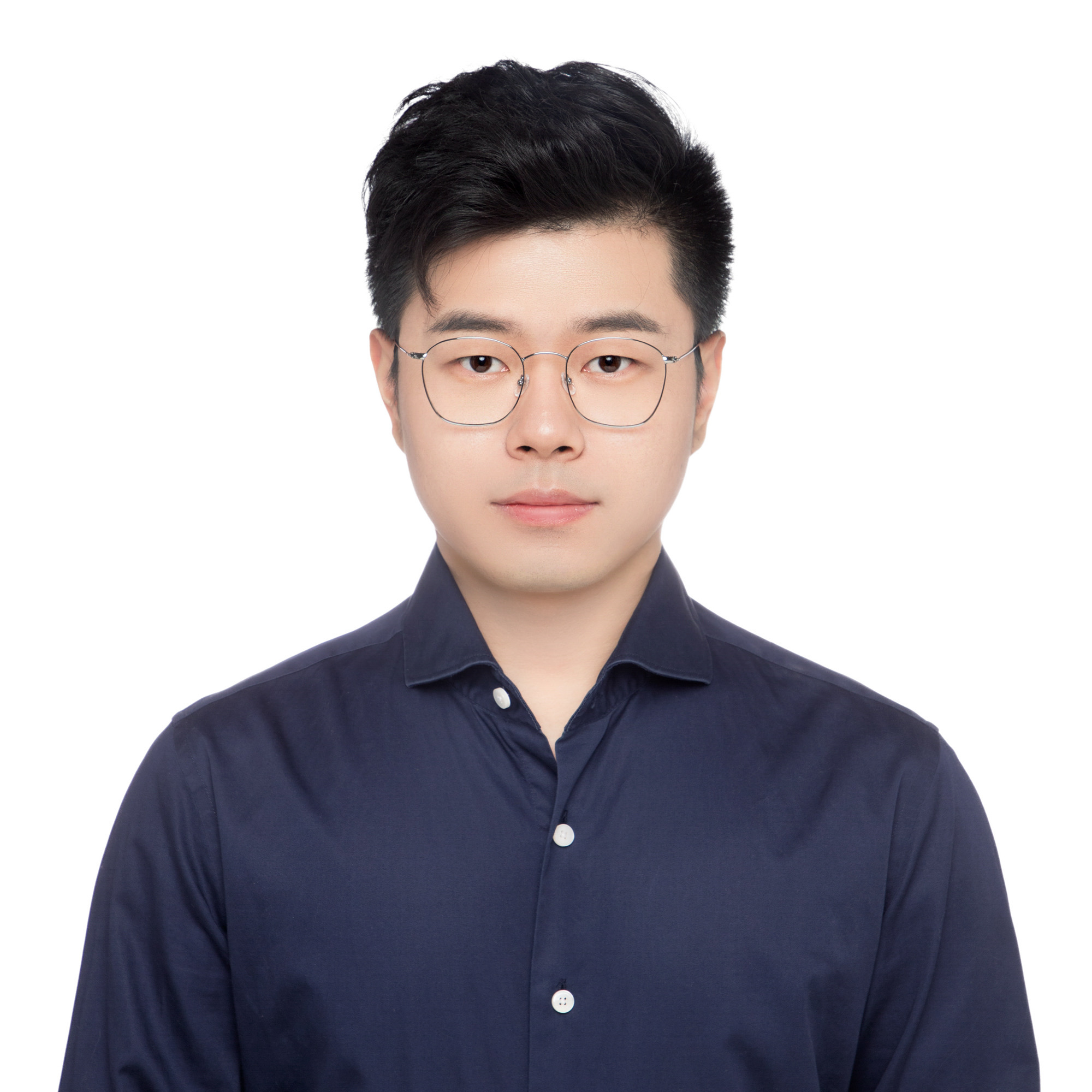 Qifeng Chen (陳启峰)